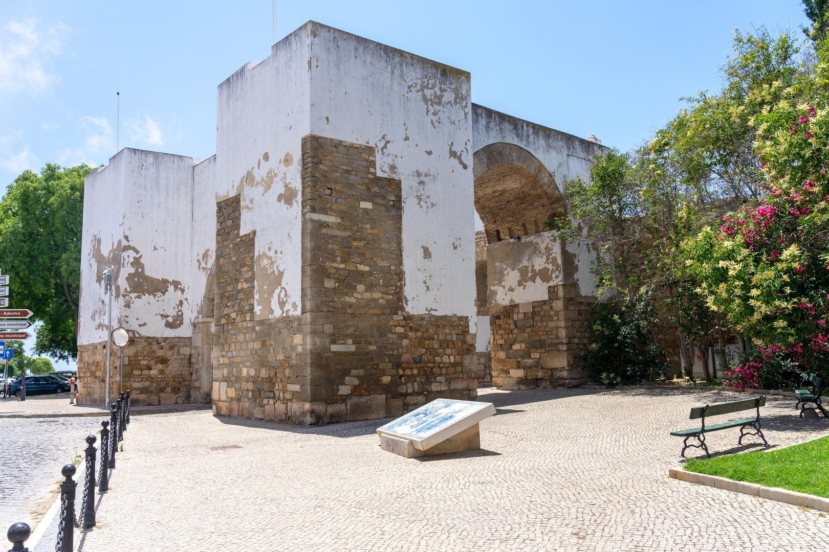 Essential Free Tour Faro Portugal | Strawberry Tours